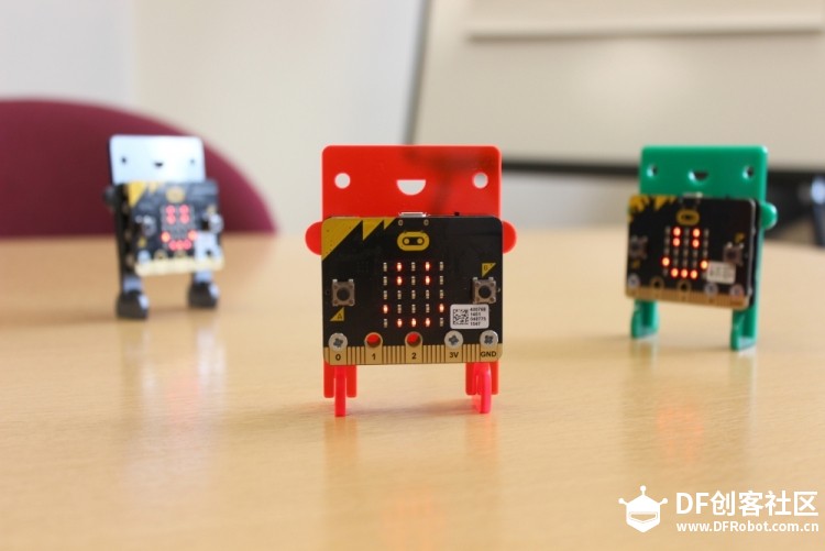 BBC Micro:bit是什么和microbit怎么玩起来 中文教程 - DF创客社区 - 分享创造的喜悦
